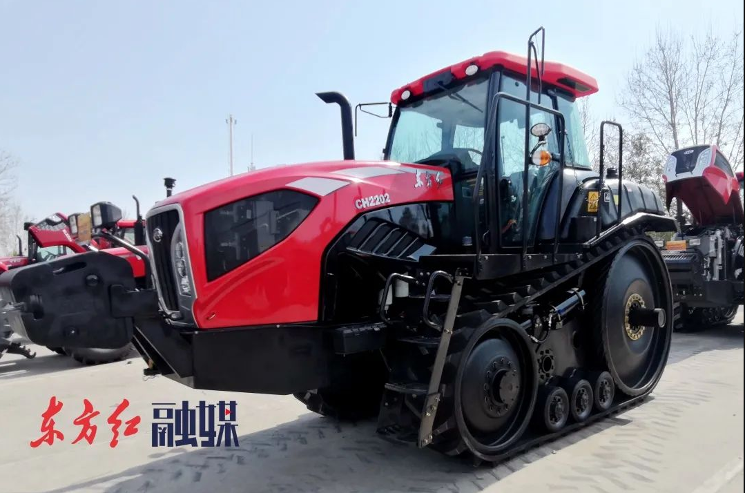 国内首台！东方红CH2202成功下线,东方红CH2202,拖拉机-农机网